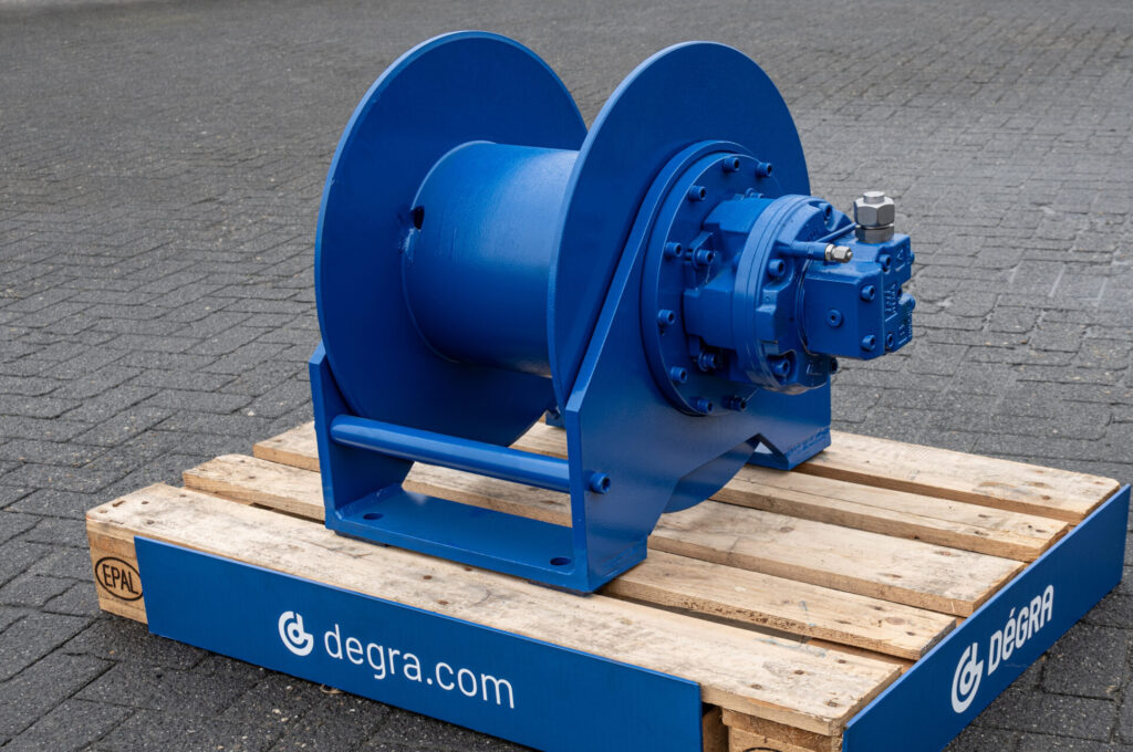 4 Ton Hydraulic Winch - DÉGRA